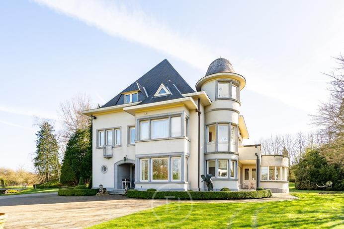 Te koop | Found & Baker